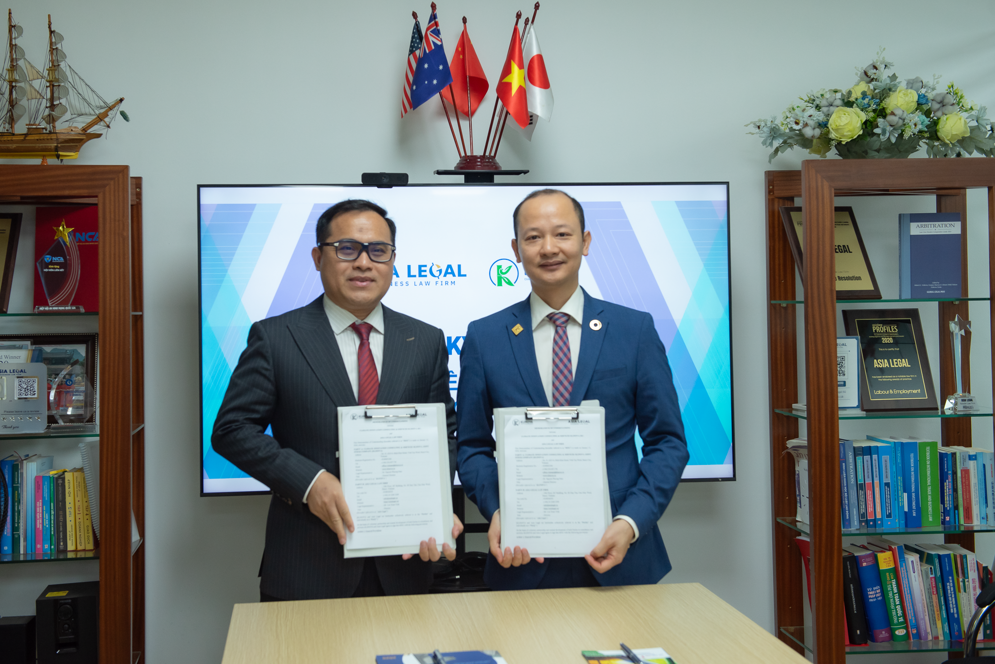 Collaboration between KLINOVA and Asia Legal: Opening up opportunities ...